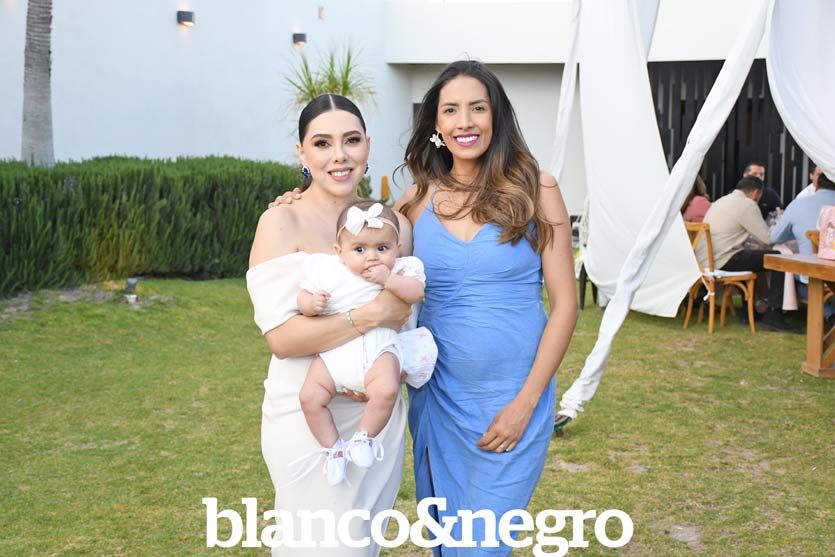 BAUTIZO ANA MARÍA ROMO - BLANCOYNEGRO