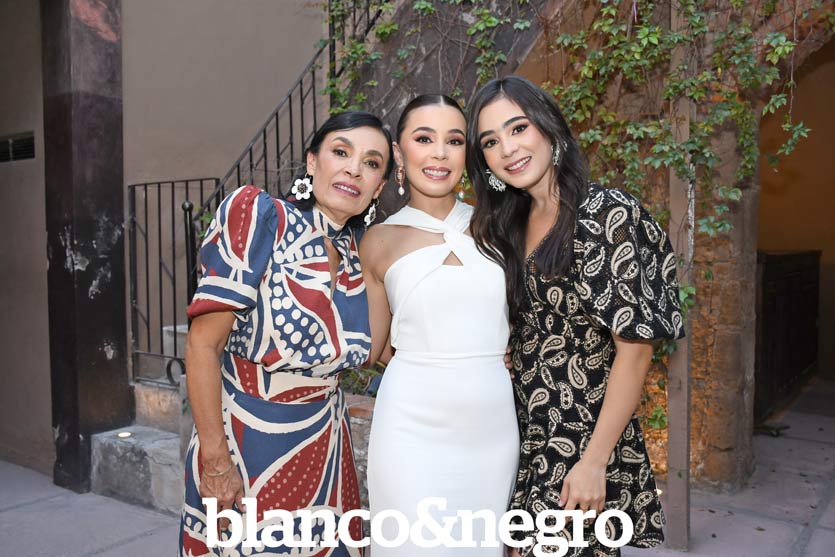 DESPEDIDA DE SOLTERA MARIANA DE ANDA - BLANCOYNEGRO