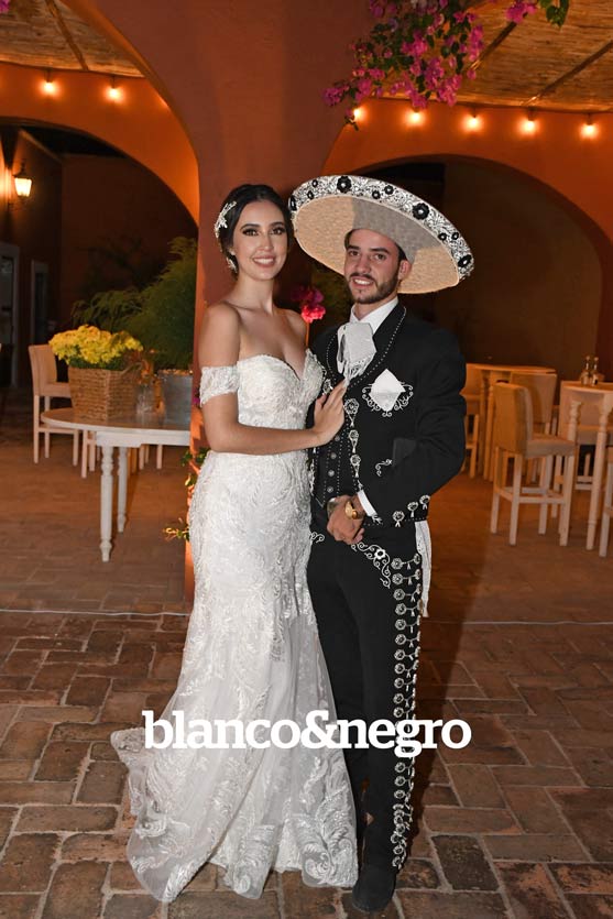 BODA MARÍA FERNANDA ROMO & ABRAHAM GONZÁLEZ - BLANCOYNEGRO