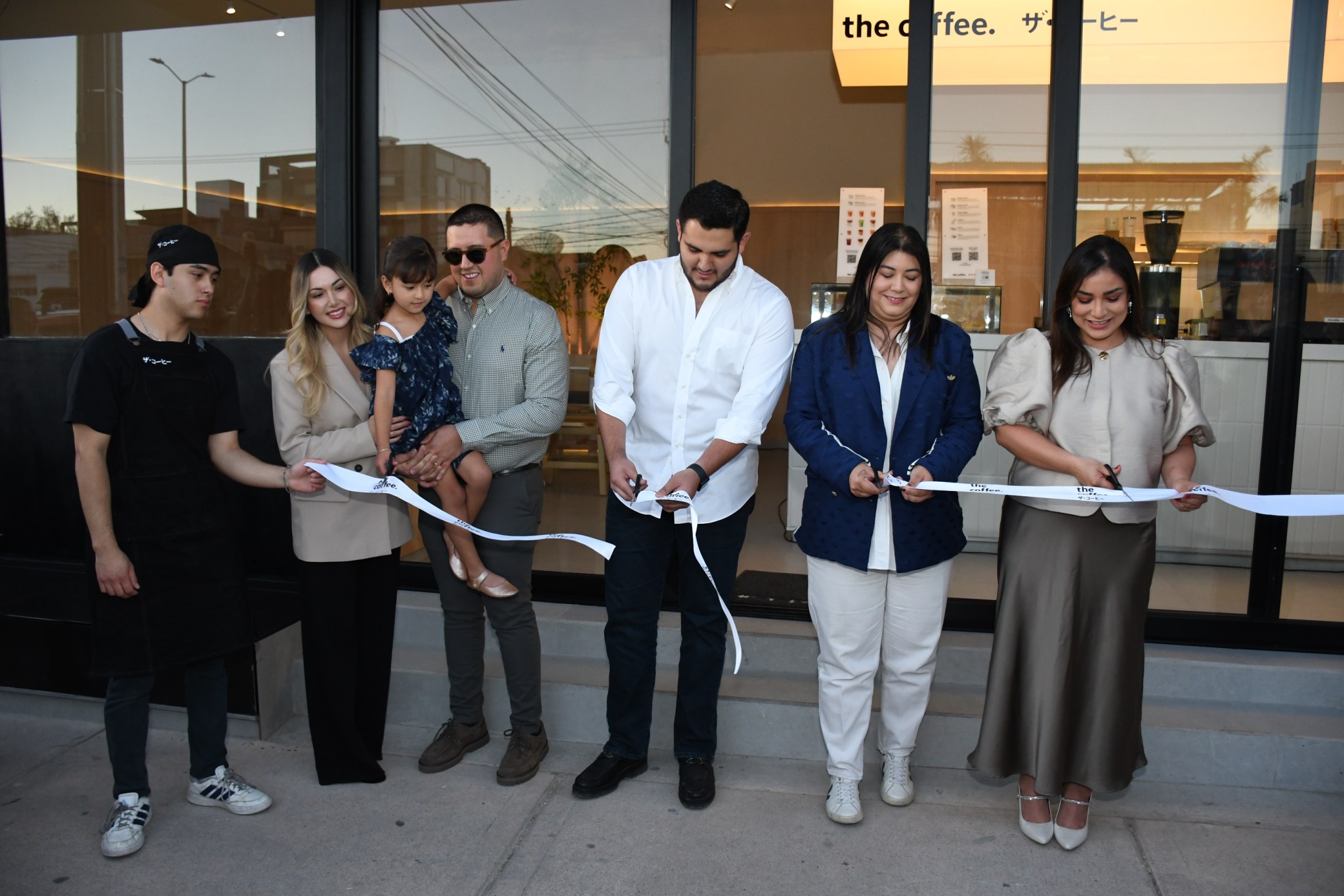 GRAN APERTURA “THE COFFEE” - BLANCOYNEGRO