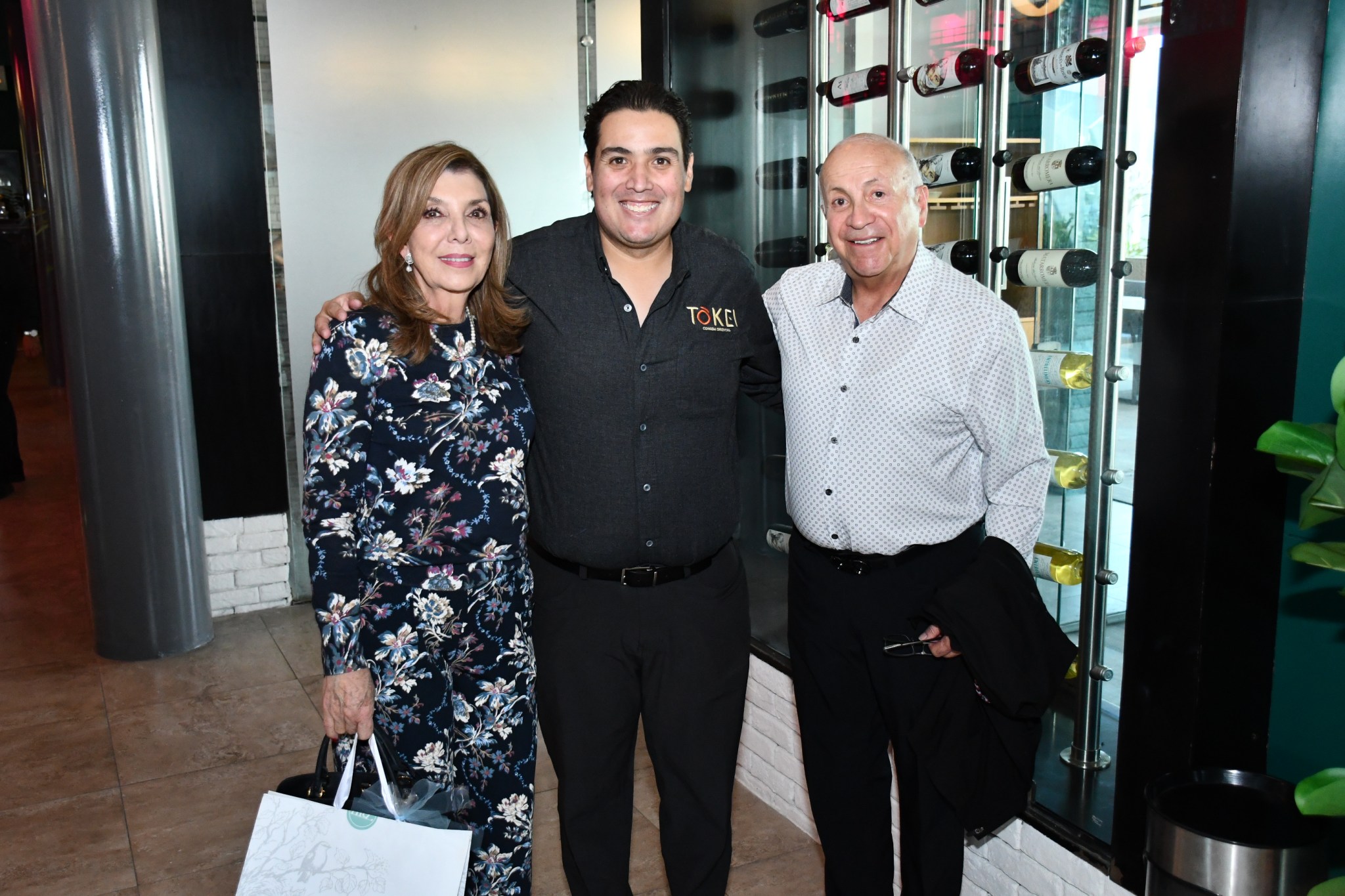 GRAN INAUGURACIÓN TOKEI COMIDA ORIENTAL - BLANCOYNEGRO
